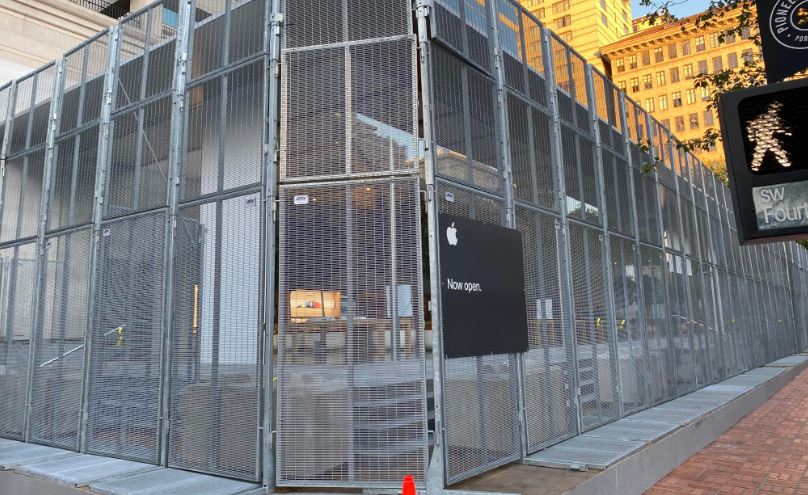 Portland Apple Store To Replace Massive Fence With New Armored Glass Security Enclosure 